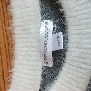 Warehouse | Sweaters | Xs Warehouse One Festive Holiday Themed Crew ...